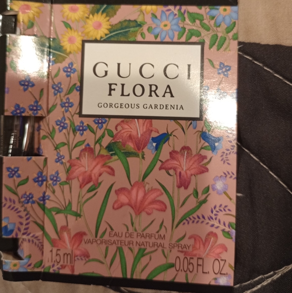 Makeup | New Gucci Flora Sample Spray 15ml | Poshmark